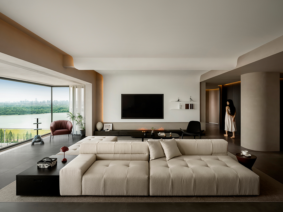 Mansion with a lake view - coswick.com